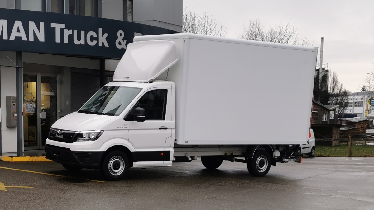 Bouygues E&S InTec Schweiz AG | MAN TGE 3.180 Koffer / Hebebühne